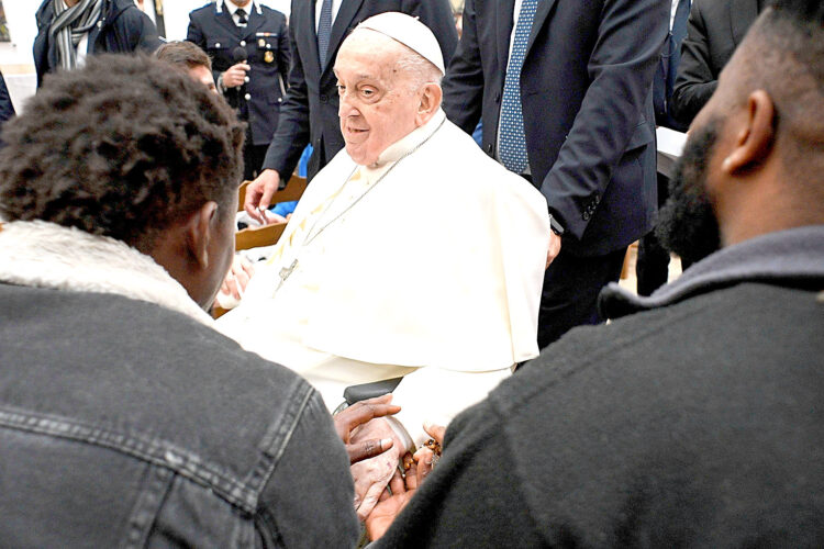 Francis keeps tradition, visits Rome prison | News, Sports, Jobs ...